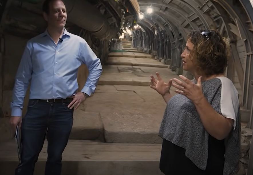 The Journey along the Pilgrimage Road in the City of David, the Heart ...